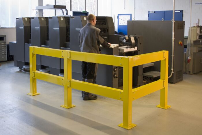 Beam safety railing